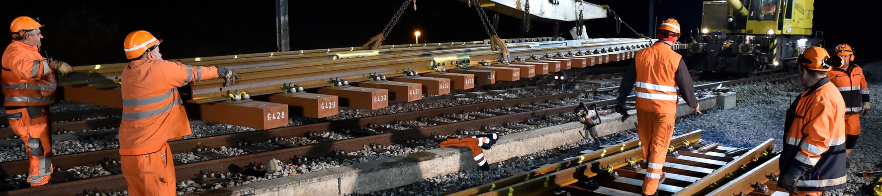 FFU Synthetic Wood Railway Sleepers